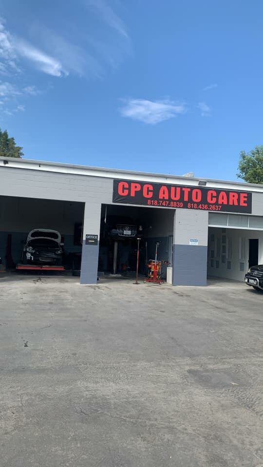 Oto kaporta Canoga Park Complete Auto Care, Los Angeles, foto
