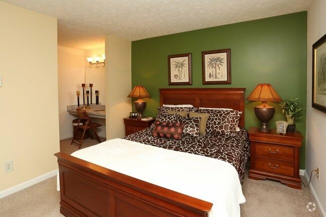 Emlak ofisi Patchen Oaks Apartments, Lexington, foto