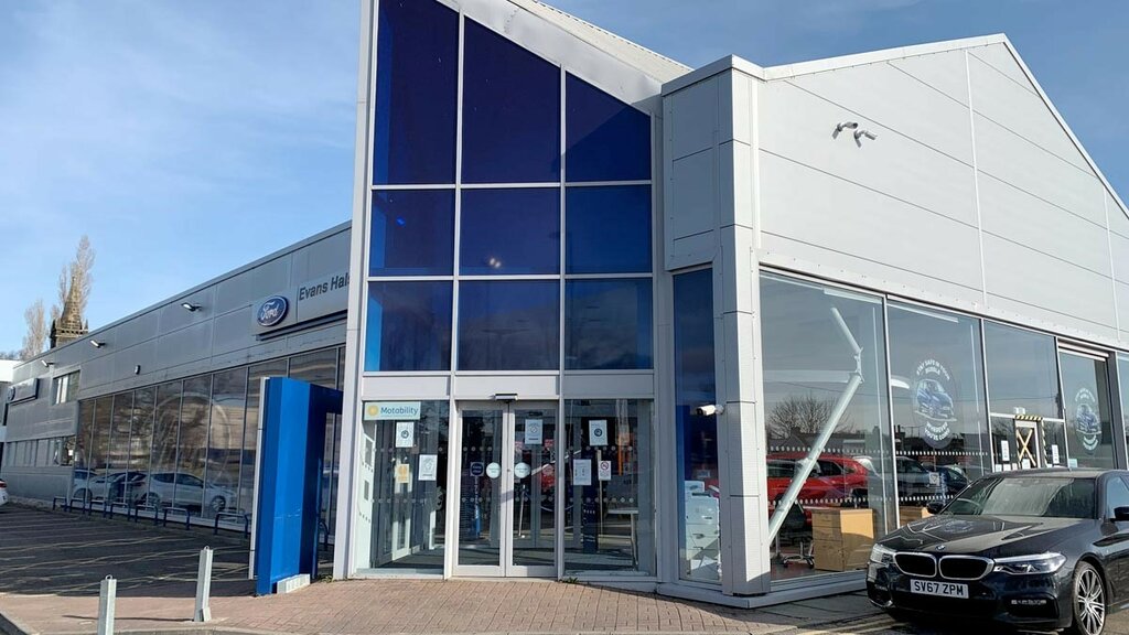 Otomobil parçaları imalatı Ford Service Centre Motherwell, Motherwell, foto