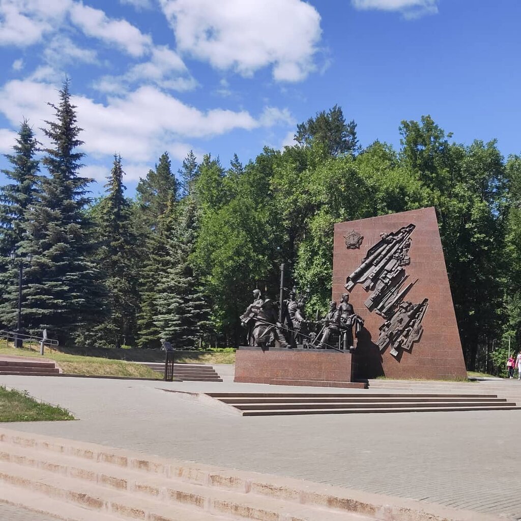 Anıt, heykel Уроженцам Республики Башкортостан, погибшим в локальных войнах XX века, Ufa, foto