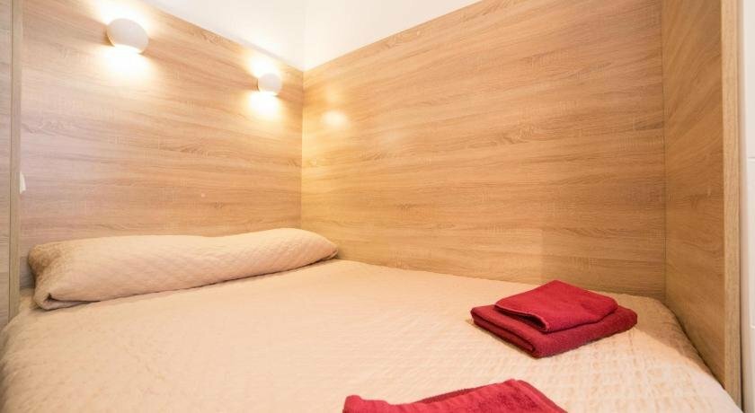 Kısa süreli konaklama Apartment on Filatova 10, Lviv, foto