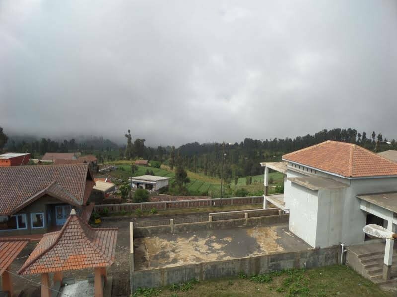 Otel Losmen Adas, , foto