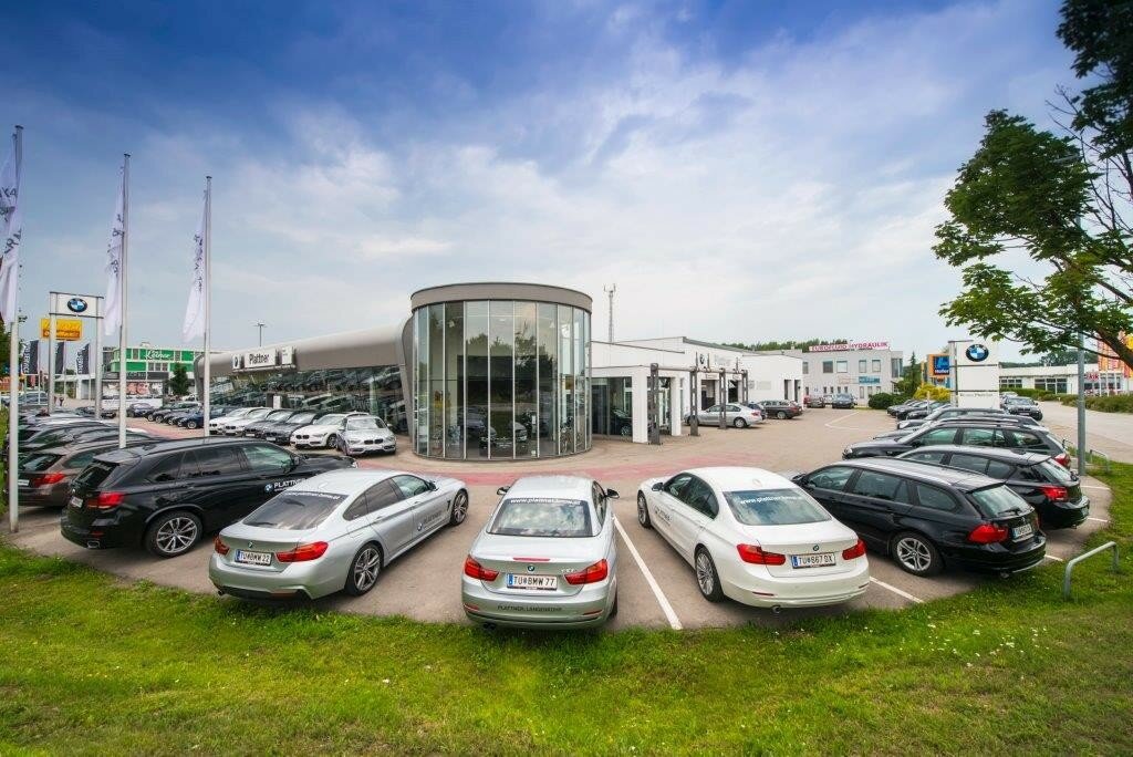 Otomobil satış galerileri BMW Autohaus Plattner GmbH, Aşağı Avusturya, foto