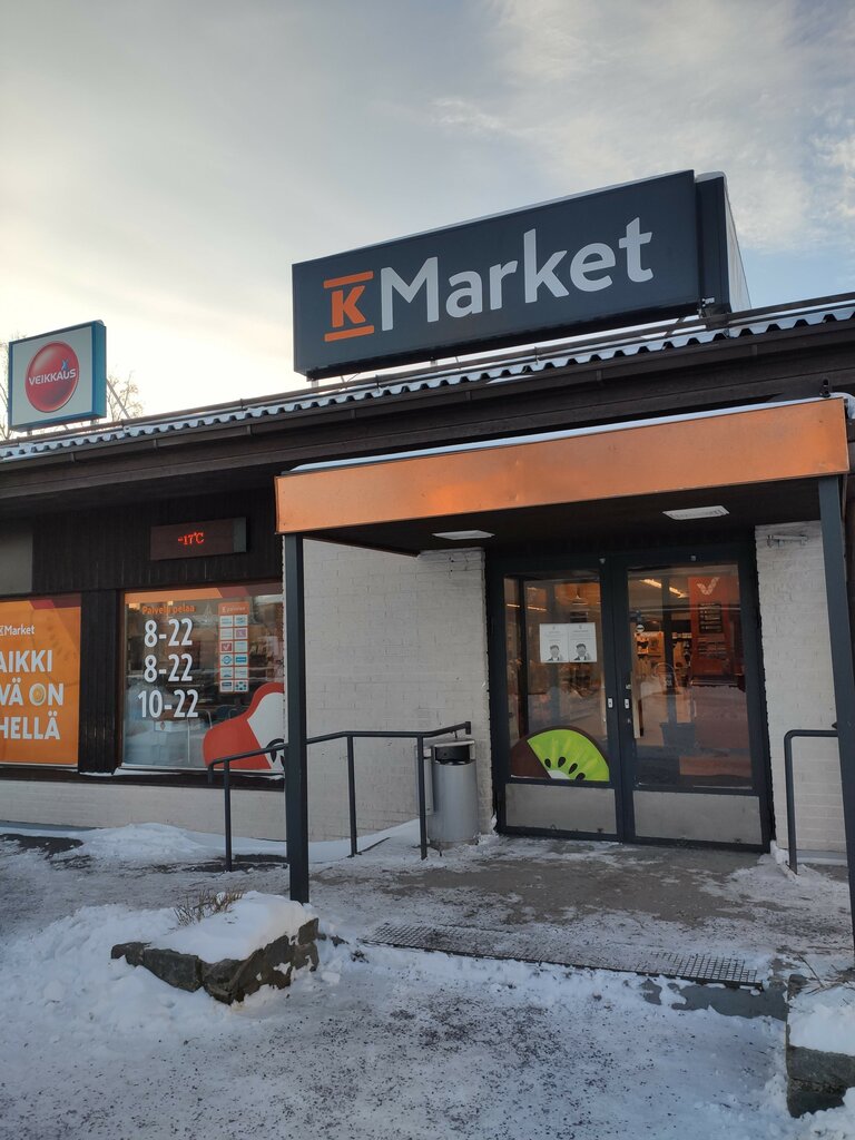 Giyim pazarı K-market, Vaasa, foto