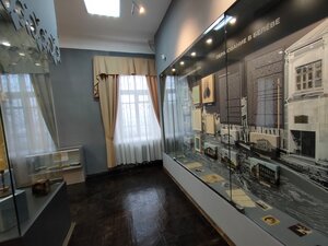 Belevsky khudozhestvenno-krayevedchesky muzey imeni P. V. Zhukovskogo (ulitsa Karla Marksa No:114, Belyov), müzeler ve sanat galerileri  Beliov'dan