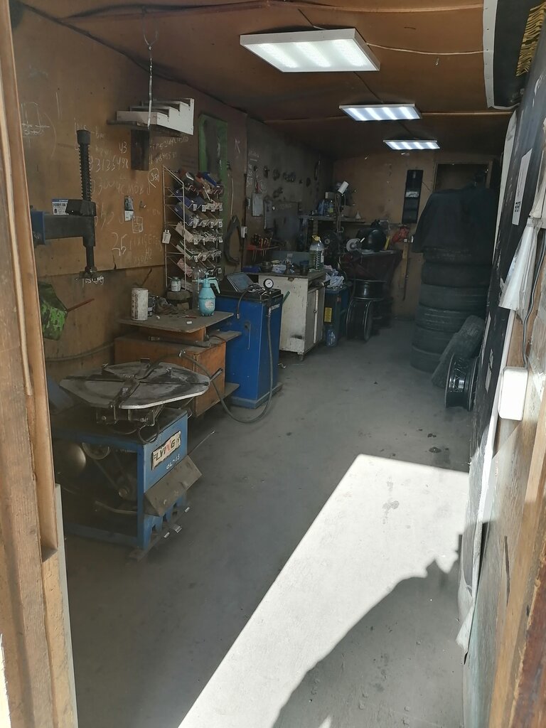 Oto lastik tamiri Tyre service, Saint‑Petersburg ve Leningradskaya oblastı, foto