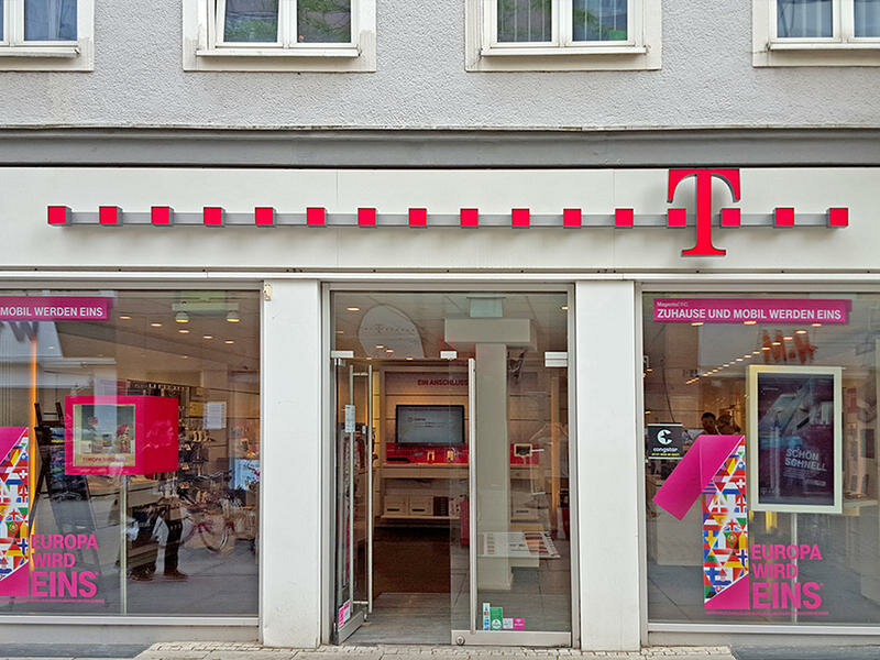 Cep telefonu ve aksesuarları satış mağazaları Telekom Shop, Osnabruck, foto