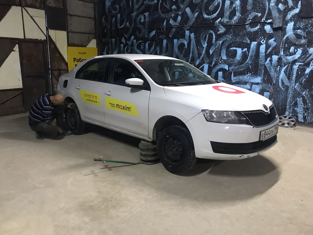 Otomobil servisi Black Box Service, Simferopol (Akmescit), foto