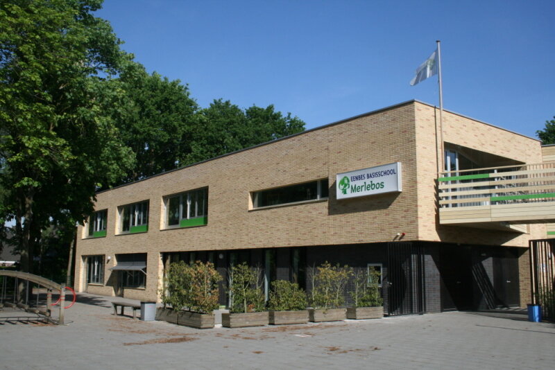 i̇lkokul Basisschool Merlebos, Dünya, foto
