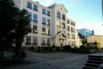 Tsentr sportivno-massovoy raboty (Kurortniy Avenue No:53), spor kurumları  Soçi'den