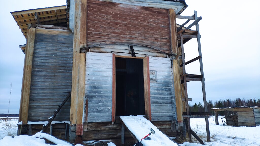 Ortodoks kiliseleri Tserkov Rozhdestva Presvyatoy Bogoroditsy V Lude, Arhangelskaya oblastı, foto