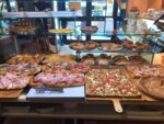 Panetteria Due Stelle (Sicily, Messina, Via Sicilia, 38), ekmek fırını  Sicilya'dan