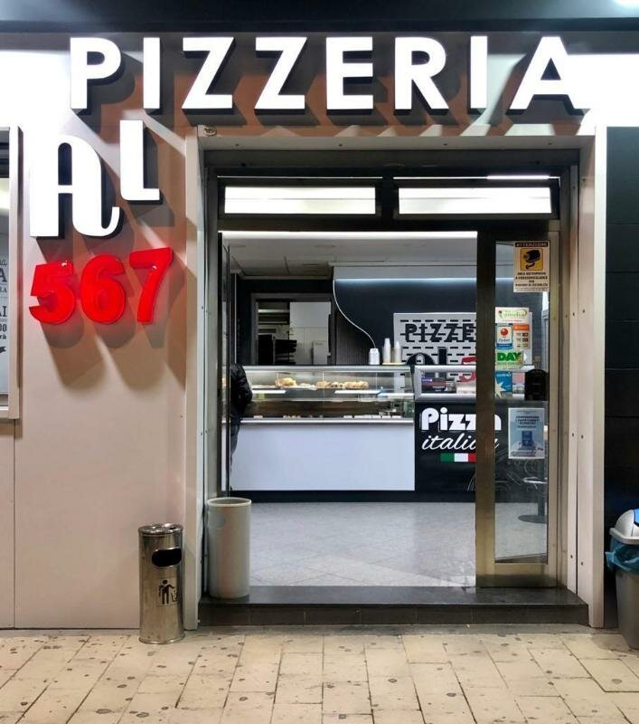 Pizzacılar Pizzeria 567, Sicilya, foto