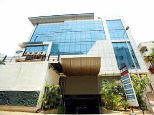 The Platinum Boutique Business Hotel (State of Andhra Pradesh, Krishna District, Vissannapet mandal, Village of Tata Kuntla), otel  Haydarabat'tan