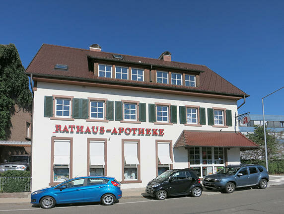 Eczaneler Rathaus-Apotheke, Sankt Georgen im Schwarzwald, foto