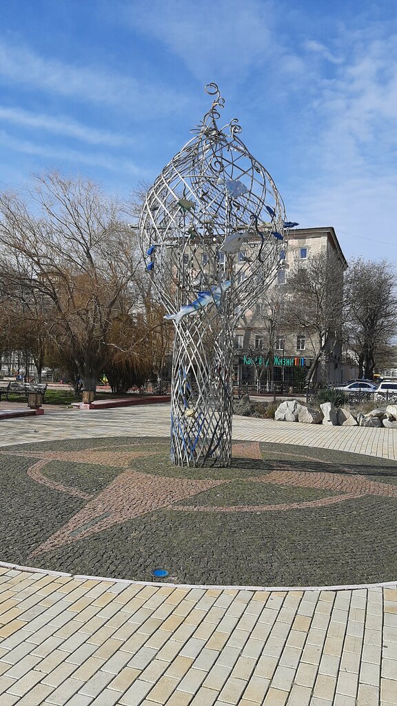 Park, sokak heykeli Дары моря - Керченской рыбе, Kerç, foto