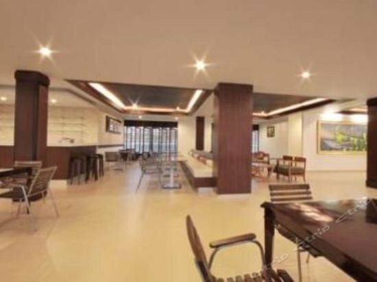 Otel Paragon Suites Resort, Pattaya, foto