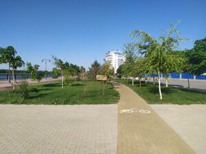 аллея Астрахань-Зиген (Astrakhan, Petrovskaya Embankment), kültür ve eğlence parkları  Astrahan'dan