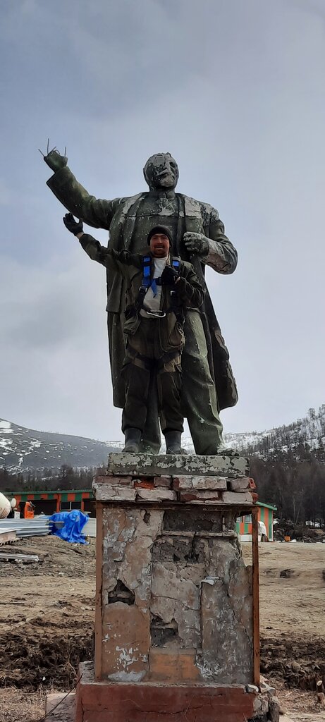 Anıt, heykel Володя Ульянов в детстве, Magadan Bölgesi, foto