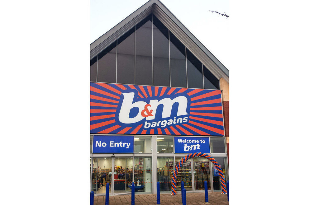 Şans oyunları B&m Store, Exeter, foto