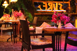 Surf Bar Restaurant (Antalya, Manavgat, Side Mah., Sarmaşık Sok., 18), restoran  Manavgat'tan