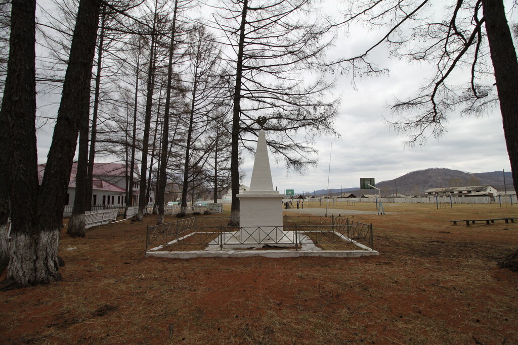 Anıt, heykel Воинам-землякам, погибшим в годы ВОВ, Buriatya, foto