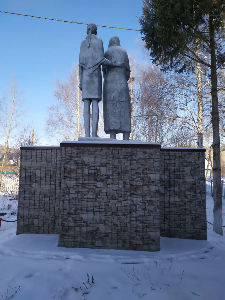Anıt, heykel Воинам, павшим в Великой Отечественной войне, Tataristan, foto