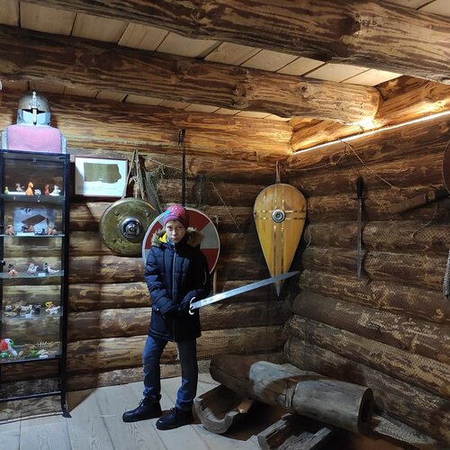 Müzeler ve sanat galerileri Medieval Rushanin's Manor Museum, Staraya Russa, foto