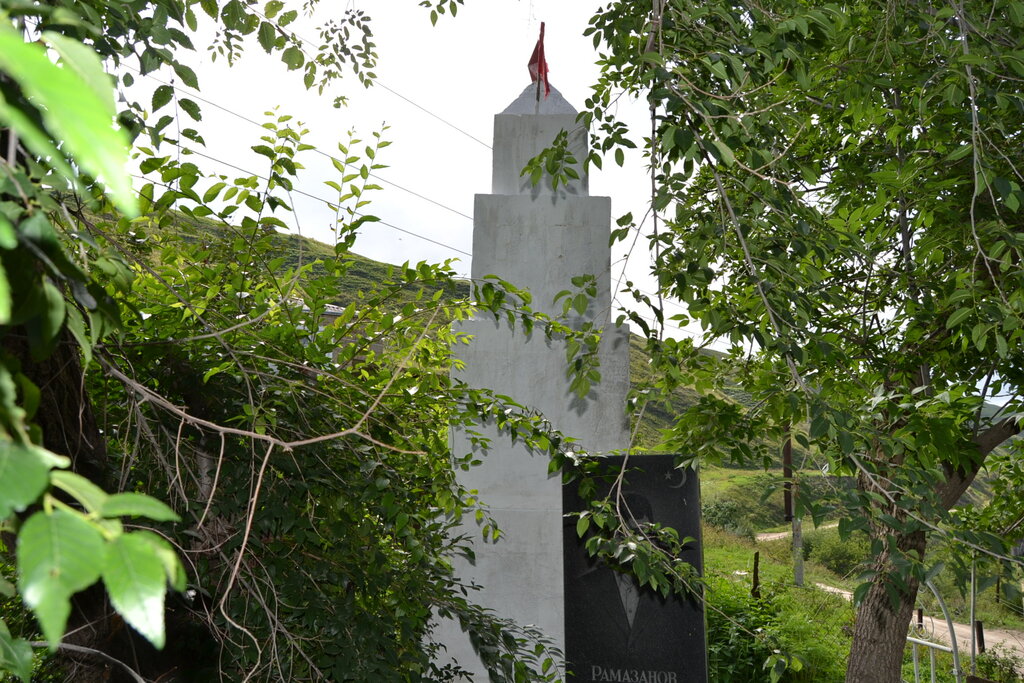 Anıt, heykel Павшим в Великой Отечественной войне, Dağıstan, foto
