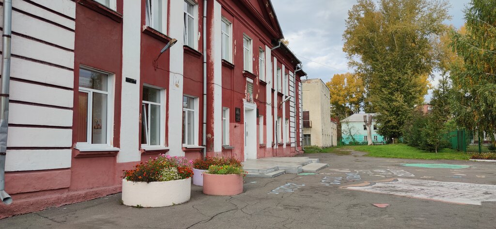 Anıt levhası, anıt taş В.Я. Соломина, Novokuznetsk, foto