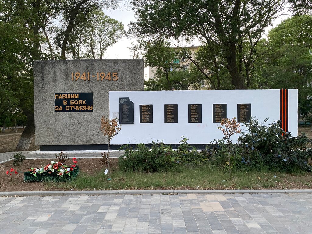 Anıt, heykel Братская могила летчиков-черноморцев, Sevastopol, foto