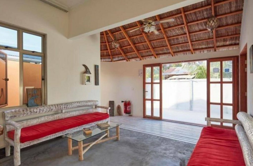 Otel Sunshine Lodge, , foto