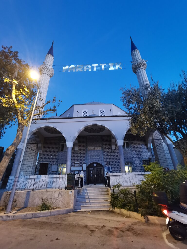 Cami Mustafa Adalıoğlu Cami, Kuşadası, foto