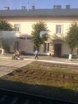 Zheleznodorozhnaya stantsiya Lvovskoy zheleznoy dorogi Chernovtsy-Severnaya (Заводская улица No:11А), tren istasyonu  Çernoviç'ten