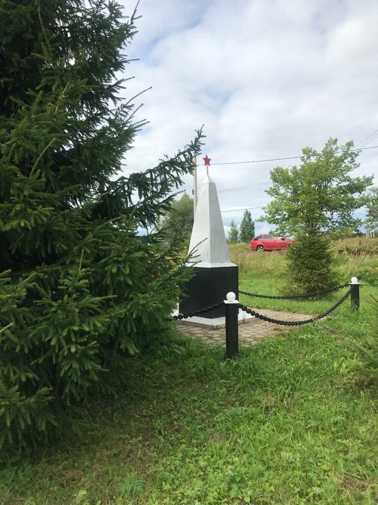 Anıt, heykel Обелиск, Tulskaya oblastı, foto