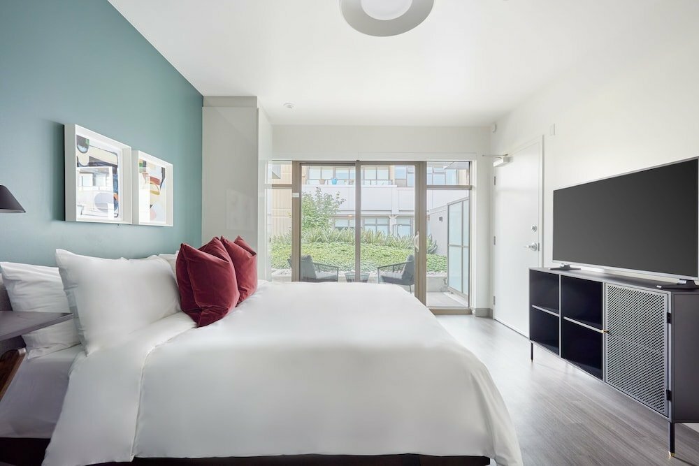 Otel Sonder by Marriott Bonvoy Revival Apartments English Bay, Vancouver, foto