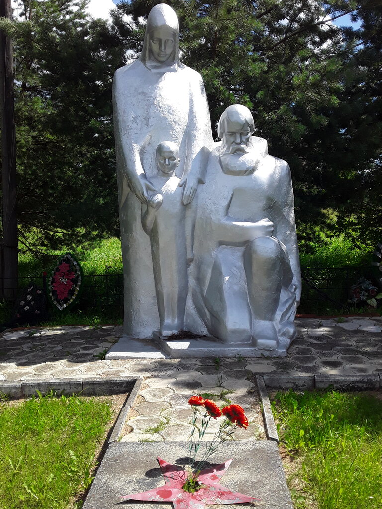 Anıt, heykel Памятник, Smolenskaya oblastı, foto