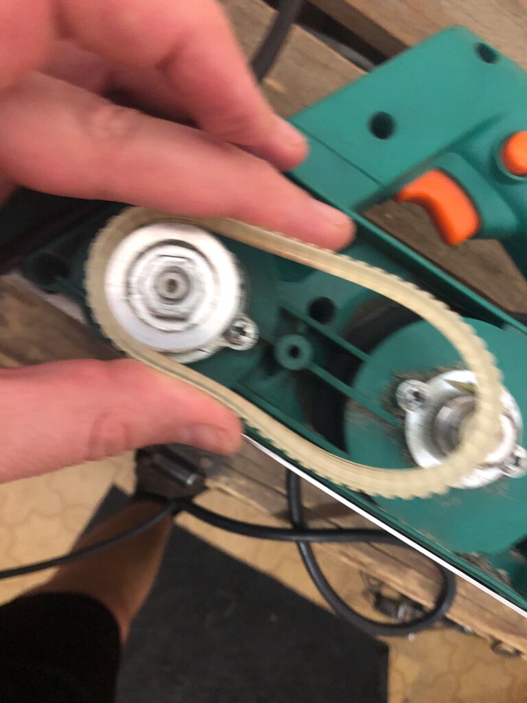 Ev aletleri yedek parçaları Espares.ru, Moskova, foto