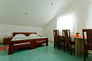 Guesthouse Les (Brežice, Brežice), otel  Brežice'den