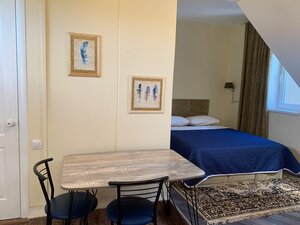 Guest Rooms (Кустанайская улица No:27, Севастополь), otel  Sevastopol'dan