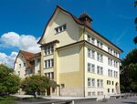 Musikschule Zug (Zug), devlet kurumları ve bakanlıklar  Zug'dan