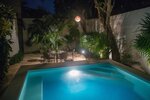 Cozy House Downtown Cancun (Quintana Roo, Cancun, Avenida Puerto Cancún), kısa süreli konaklama  Cancun'dan