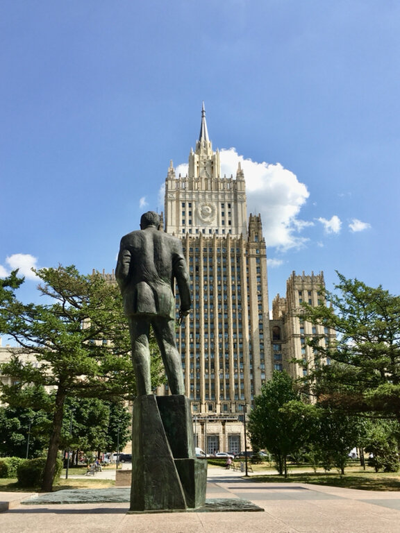 Anıt, heykel Евгений Максимович Примаков, Moskova, foto