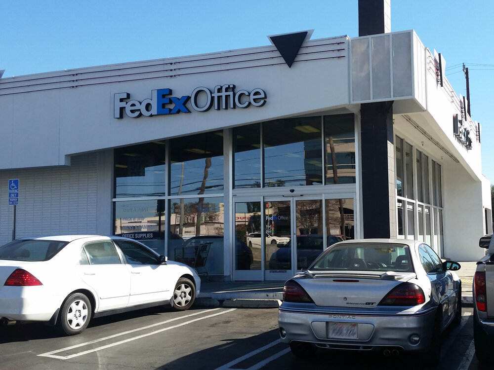 Fotokopi dükkanları FedEx Office Print & Ship Center, Los Angeles, foto