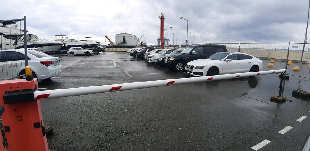 Otoparklar Platnaya parkovka, Soçi, foto