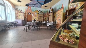 Kofeynya (ulitsa Lenina No:43), kafe  İşim'den