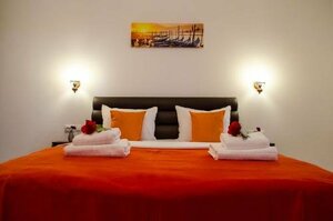 City Lux Villa (Bucharest, Bucharest Sector 1, Drumul Sărmaș, 22), otel  Bükreş'ten