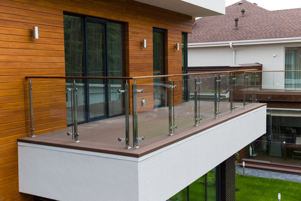 Merdiven ve korkuluklar Upk center, Çeliabinsk, foto