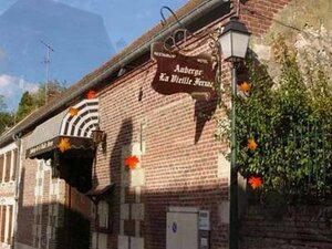 Auberge De La Vieille Ferme (Hauts-de-France, Oise, Arrondissement de Compiègne, Le Meux, Rue de la République), otel