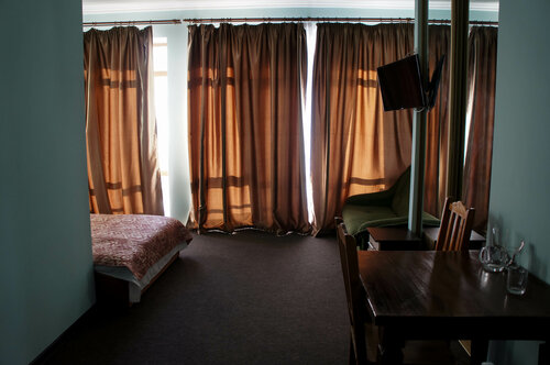 Otel Hacuna Matata, Saki (Sak), foto